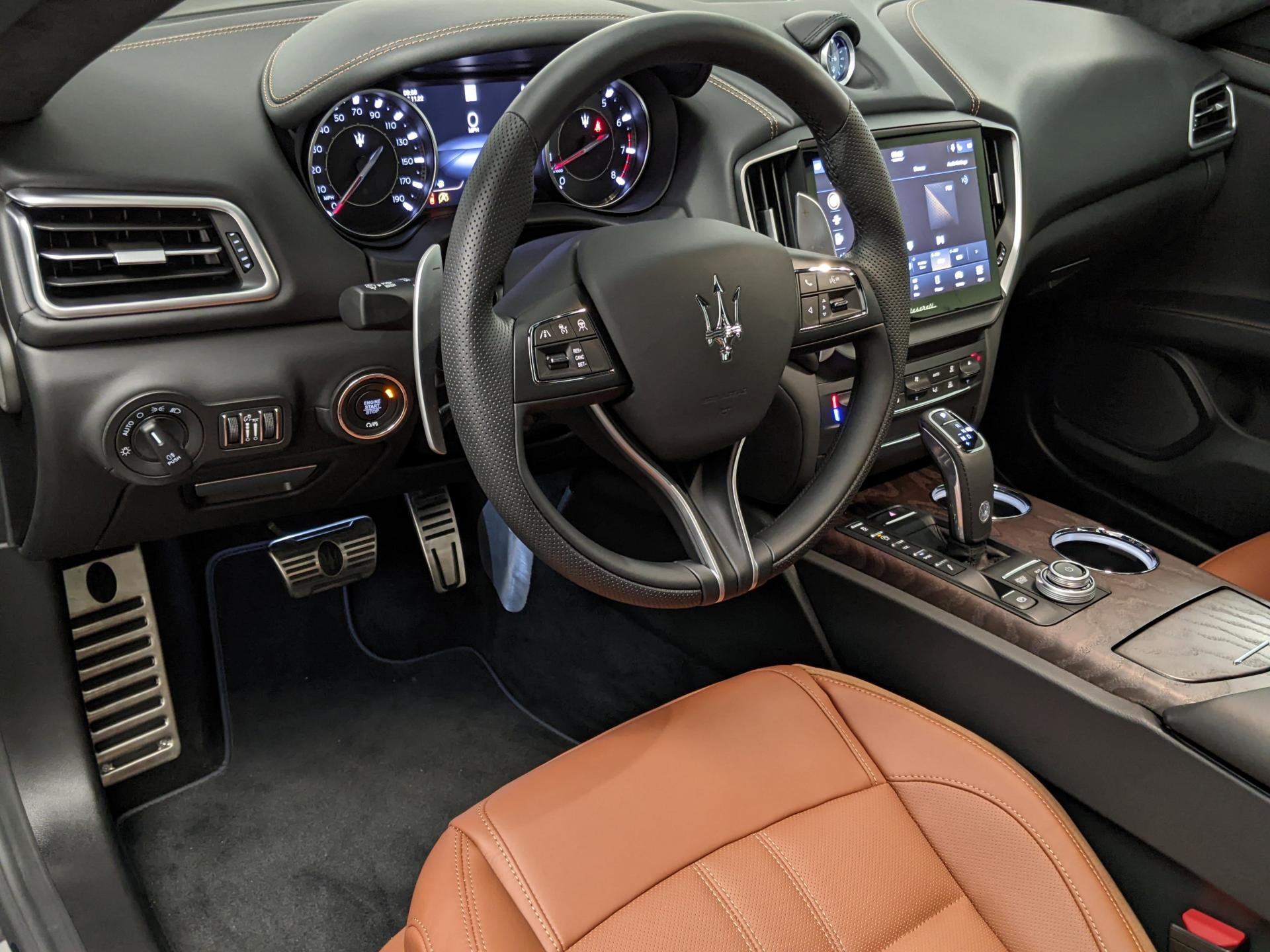 Maserati Ghibli Interior 2022